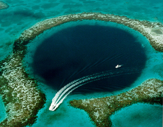 Belize e o famoso Blue Hole